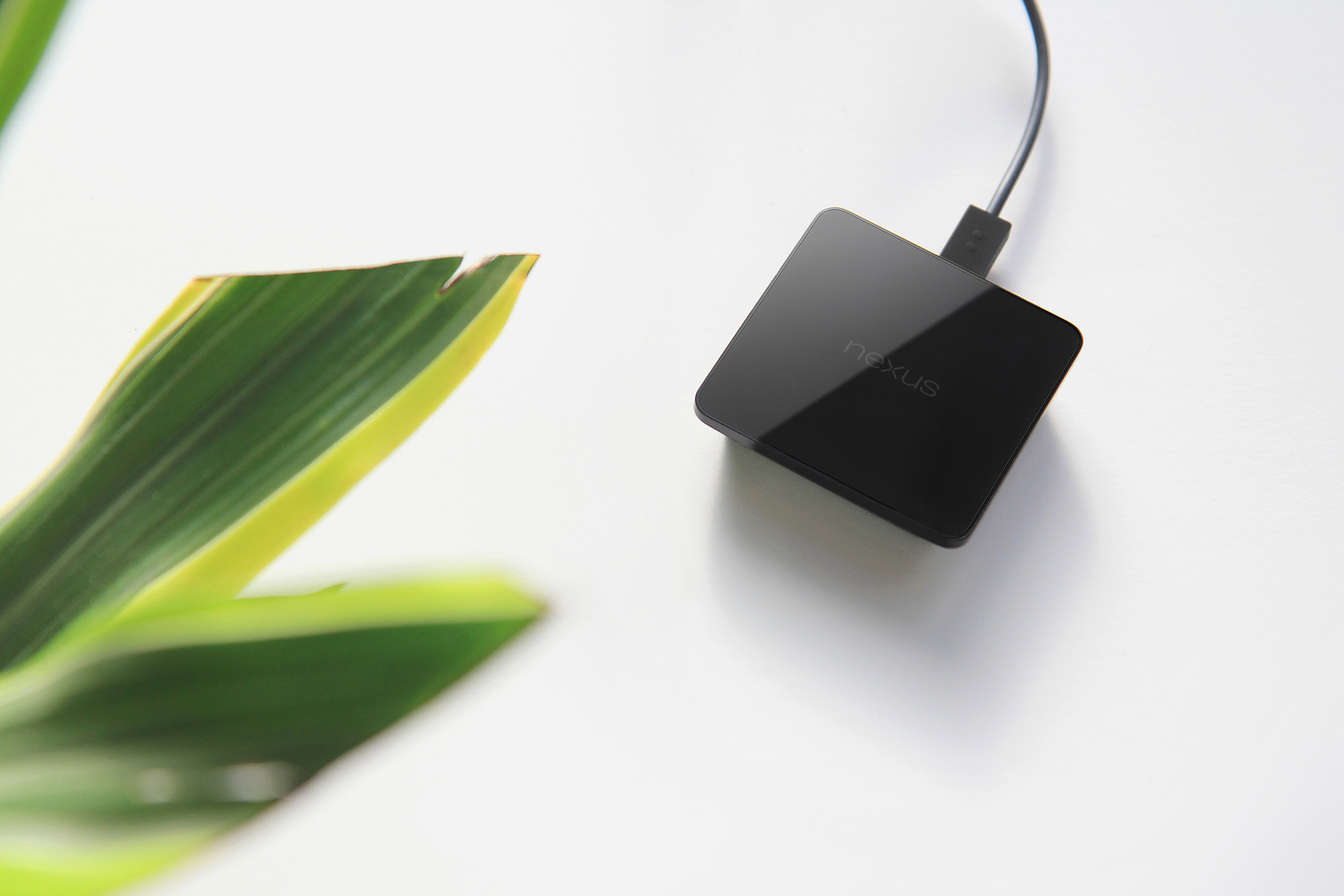 PHAN THAO DANG — Nexus Charger